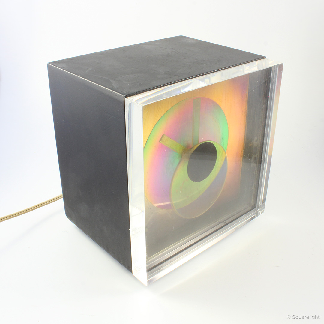Prisma Clock – Future Forms