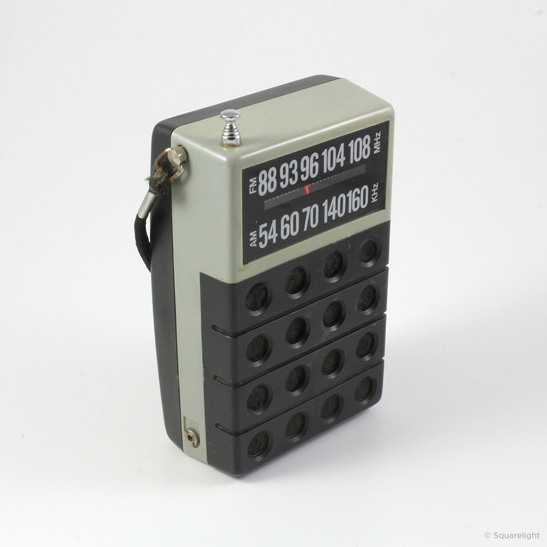 Concept 2000 Portable Radio – Future Forms