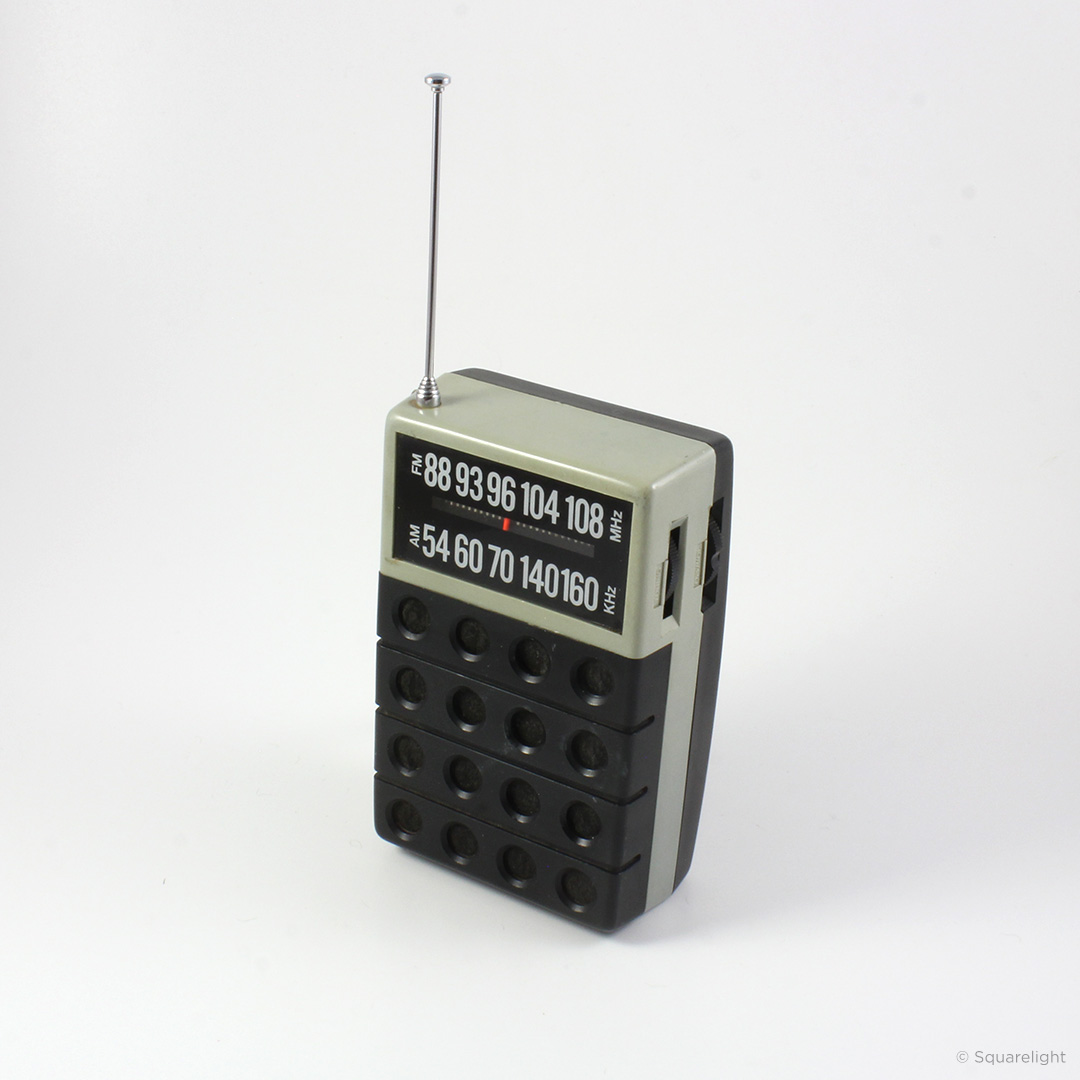 Concept 2000 Portable Radio – Future Forms