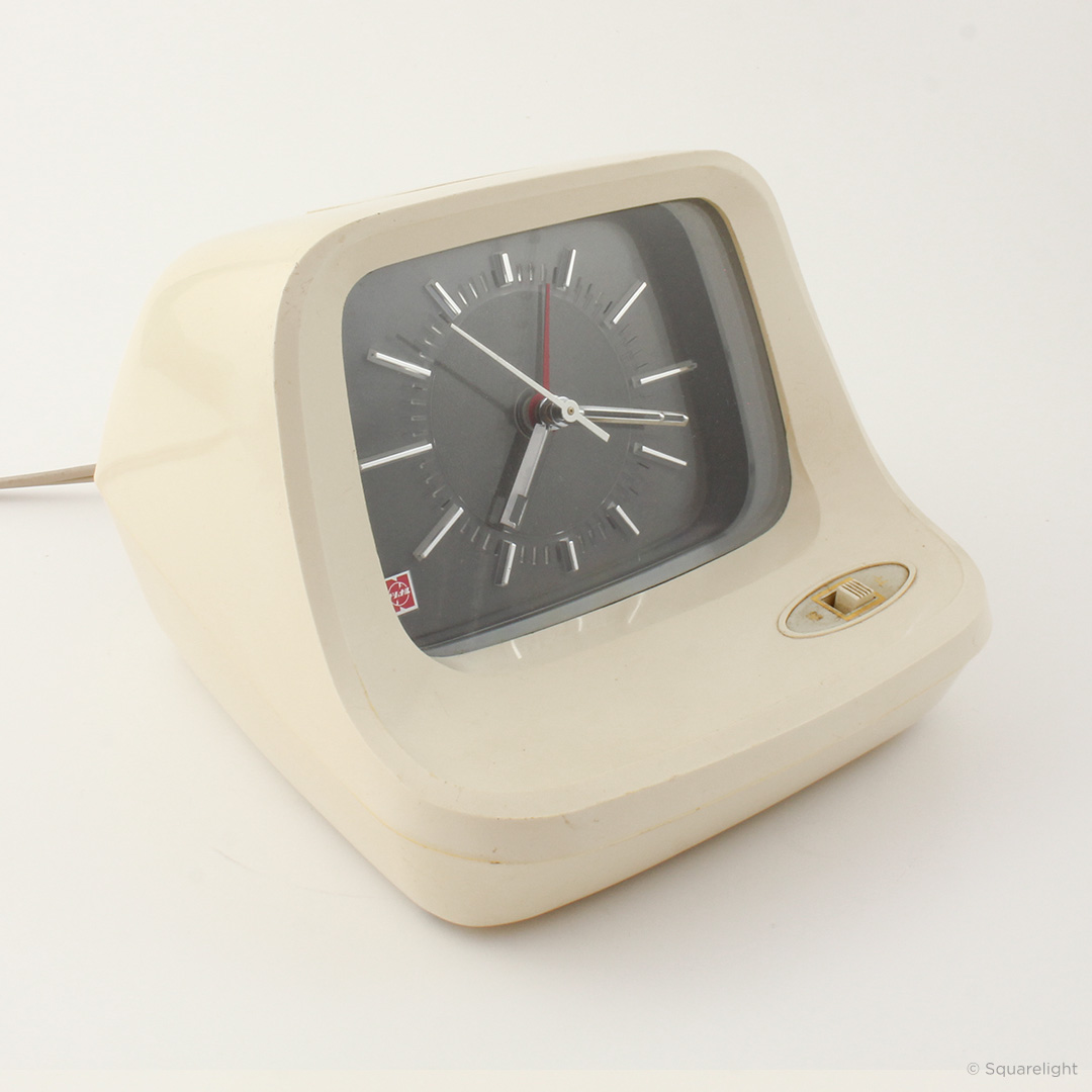 National TE-54 Alarm Clock – Future Forms